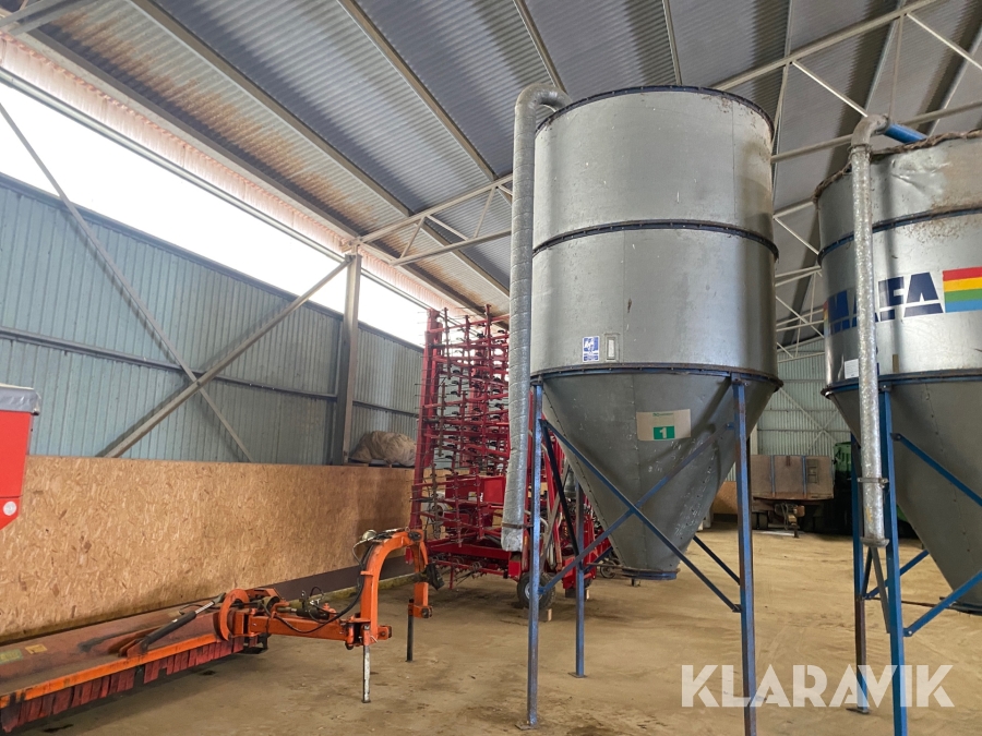 Silo 2 st Mafa SG-6 // SG-8, Höganäs, Klaravik auktioner
