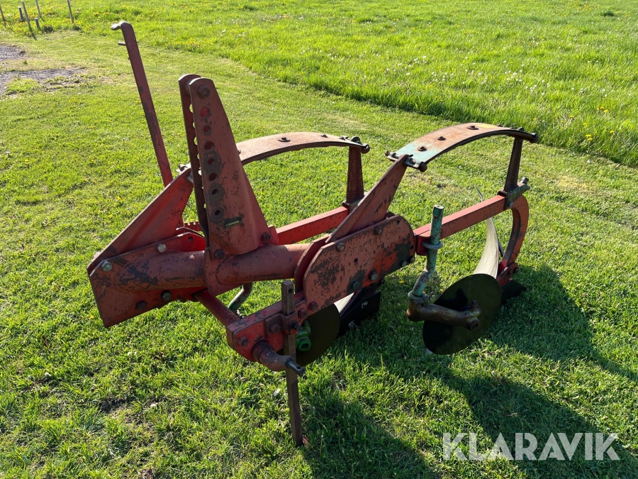 Plog 2-skär Kverneland Stenomat, Linköping, Klaravik auktion