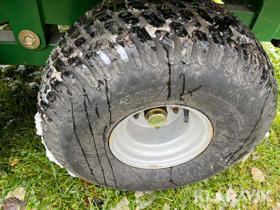 Redskapsbärare Avant M528+ELTX, Norrtälje, Klaravik auktione