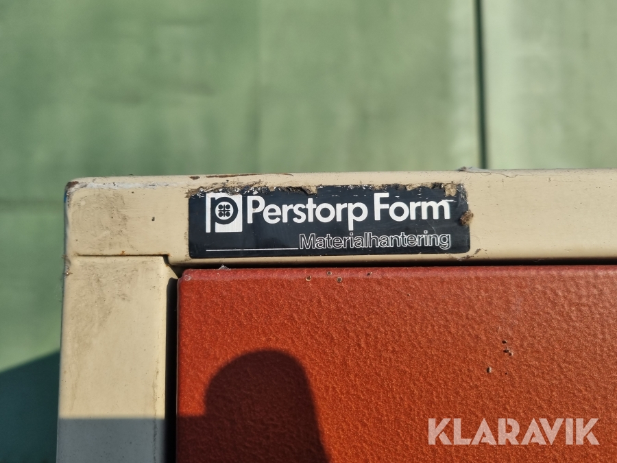 Verkstadsskåp Perstorp Form, Ödeshög, Klaravik auktioner