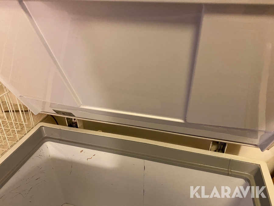 Klaravik Auktioner | Frysboxar och kylskåp