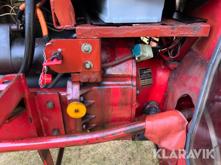 Traktor BM Volvo Boxer 350, Lekeberg, Klaravik auktioner