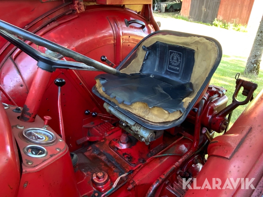 Traktor BM Volvo Boxer 350, Lekeberg, Klaravik auktioner