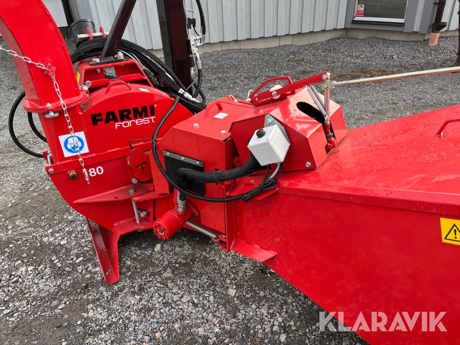 Flishugg Farmi Forest HF 180, Valdemarsvik, Klaravik auktion