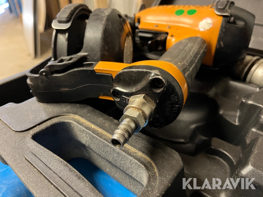 Spikpistol Bostitch, Upplands Väsby, Klaravik auktioner