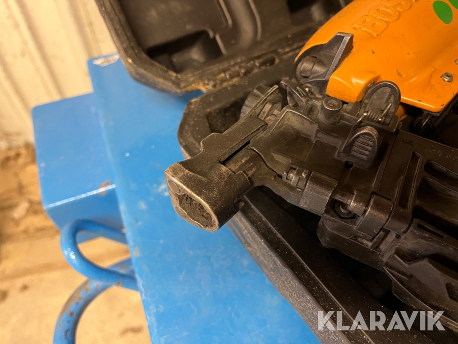 Spikpistol Bostitch, Upplands Väsby, Klaravik auktioner