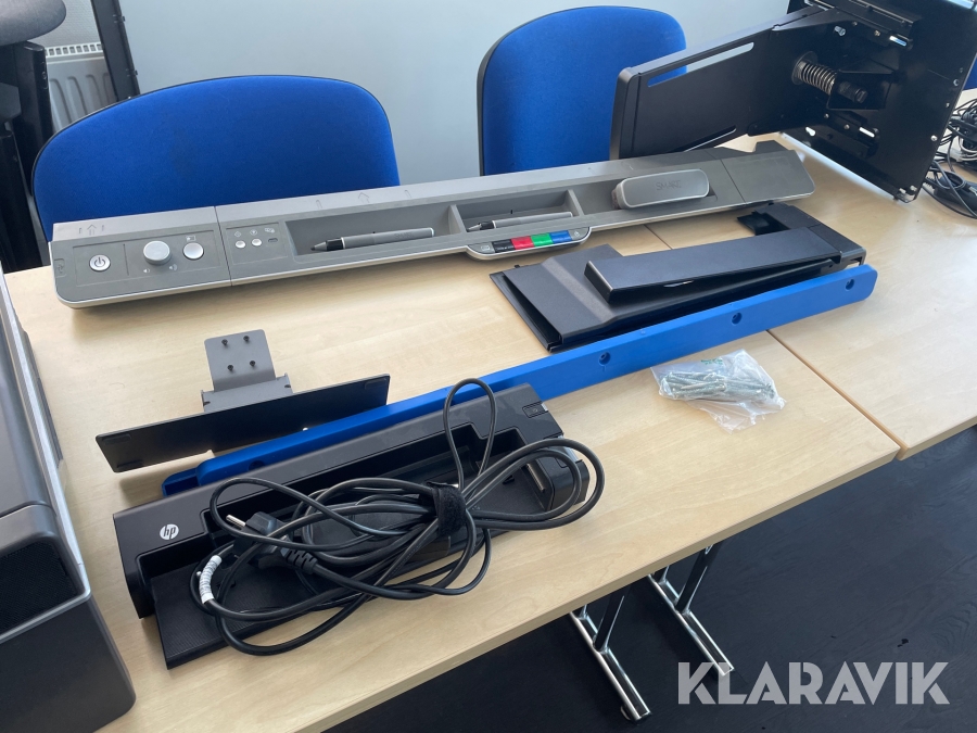 Klaravik Auktioner | Projektor Smart UX80 komplett