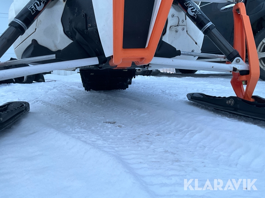 Snöskoter Arctic Cat M8000 153", Luleå, Klaravik auktioner