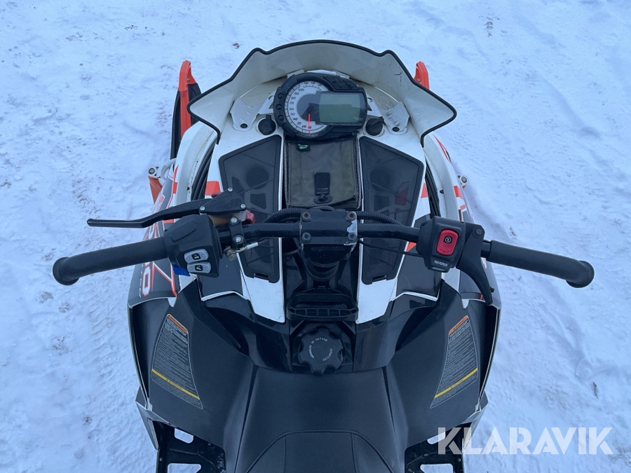 Snöskoter Arctic Cat M8000 153", Luleå, Klaravik auktioner