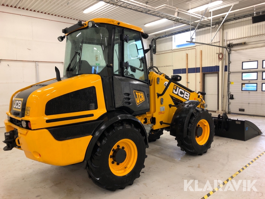 Teleskoplastare JCB TM220