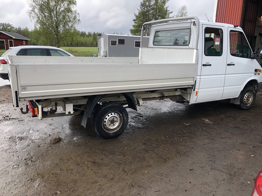 Lätt lastbil Mercedes Sprinter