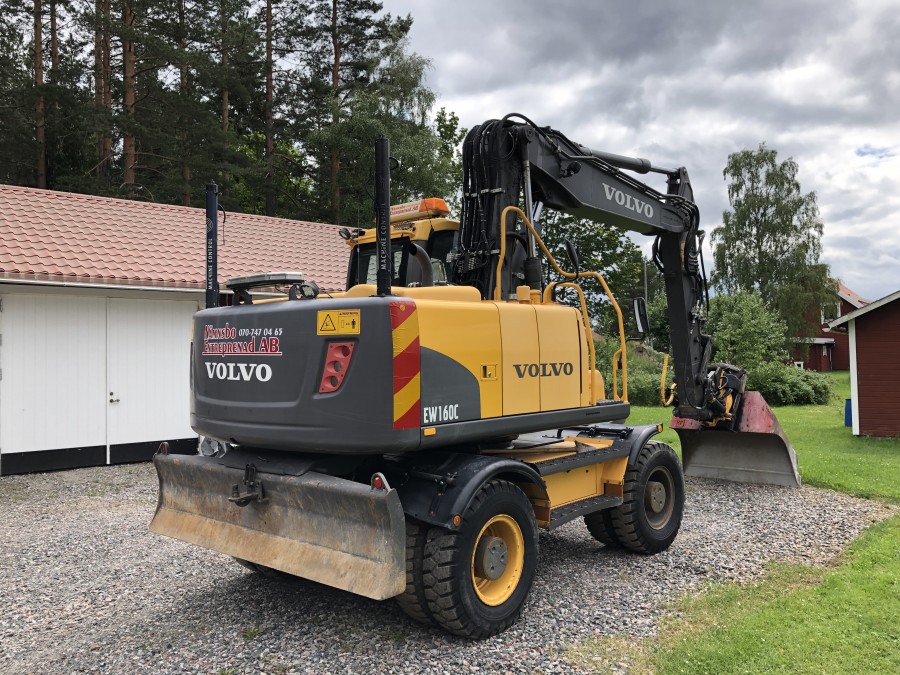 Grävmaskin Volvo med scanlaser