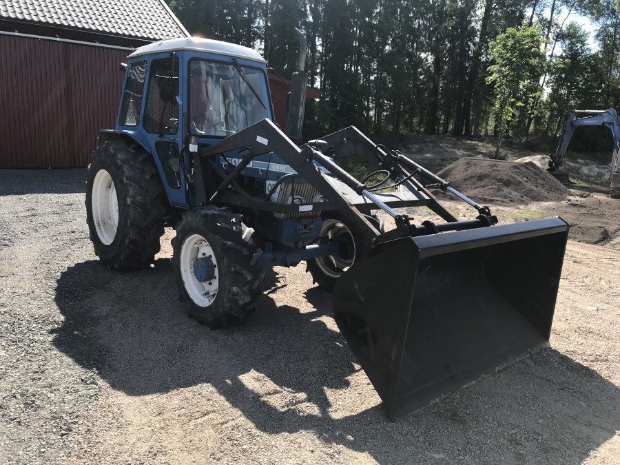 Traktor FORD 6610 4WD
