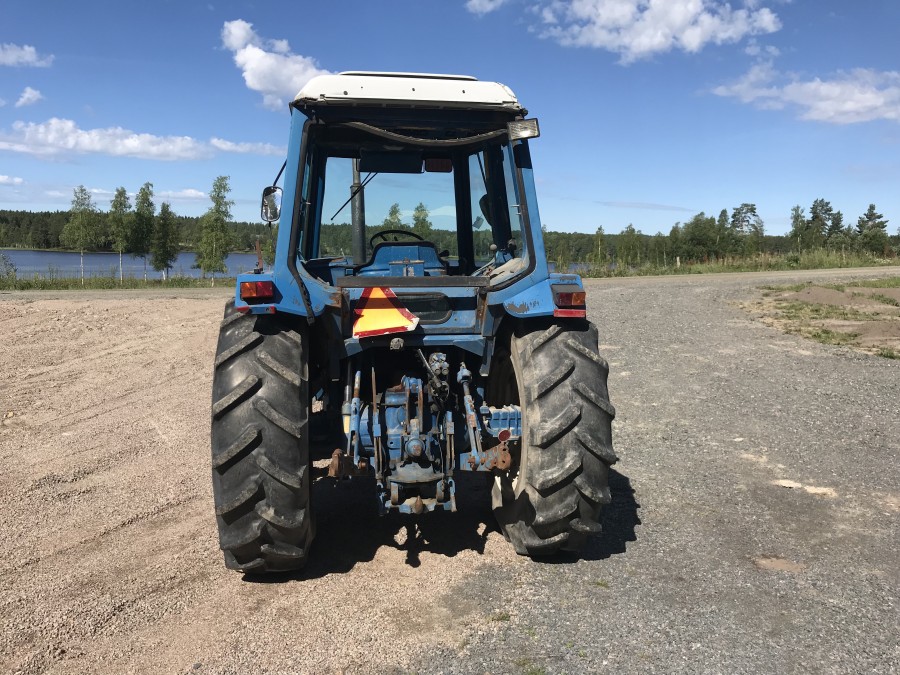 Traktor FORD 6610 4WD