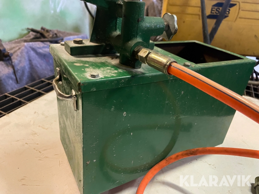 Klaravik Auktioner | Provtryckningspump