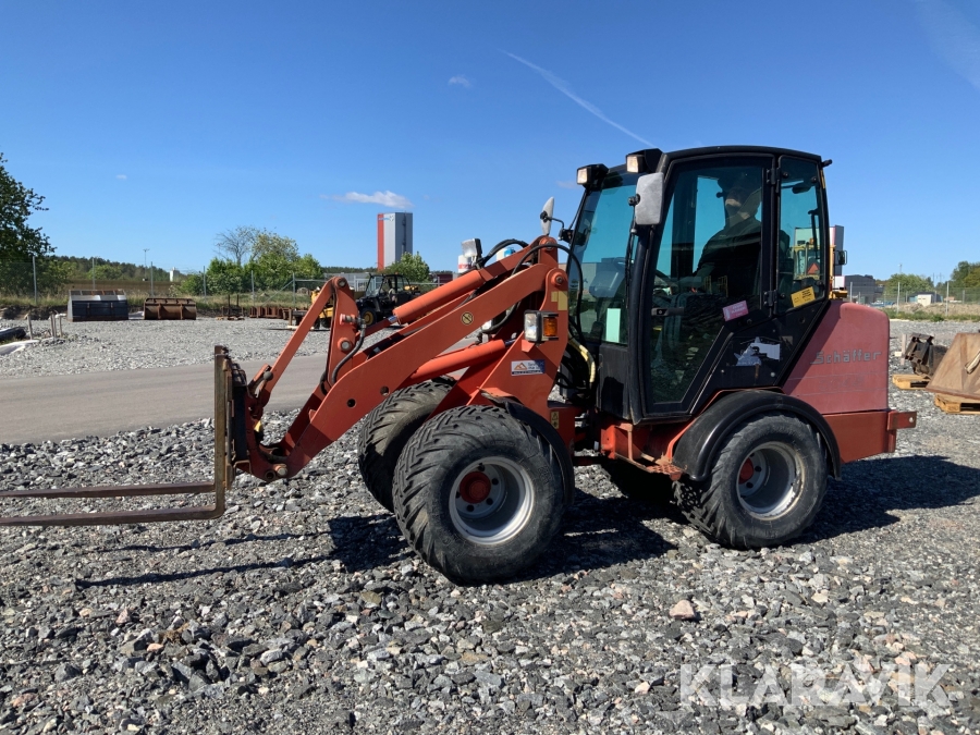 Redskapsbärare Schäffer 3045, Eskilstuna, Klaravik auktion