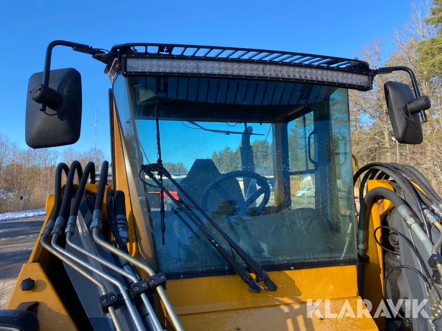 Redskapsbärare Wille 855C, Linköping, Klaravik auktioner