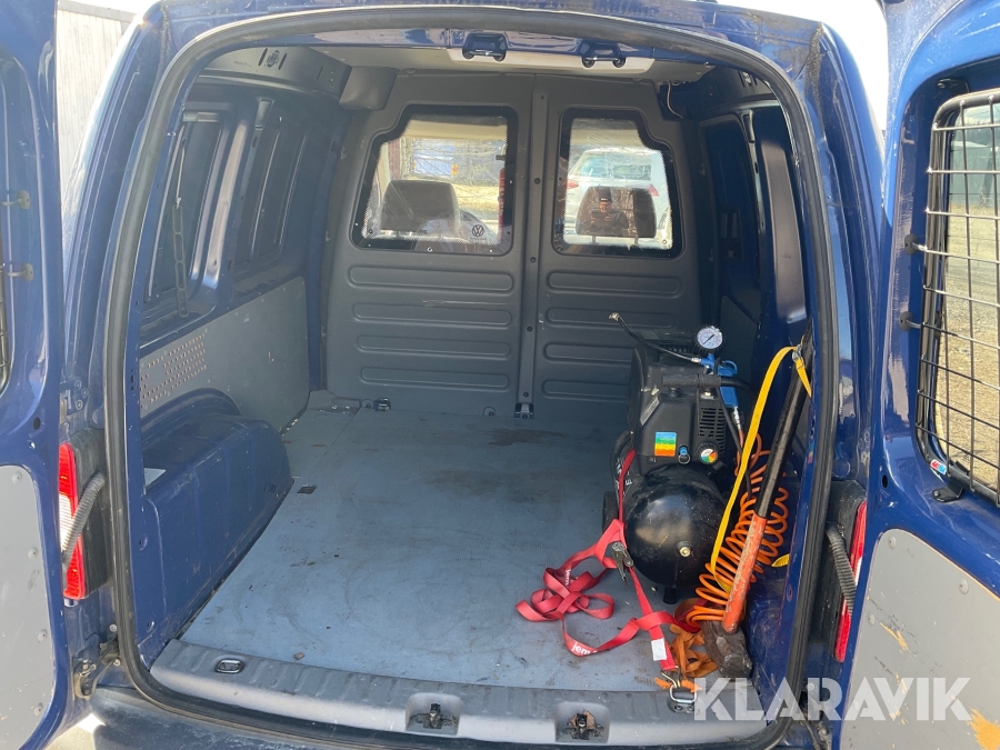 Skåpbil Volkswagen Caddy, Älmhult, Klaravik auktioner