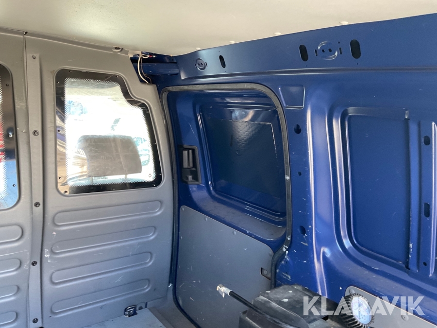 Skåpbil Volkswagen Caddy, Älmhult, Klaravik auktioner