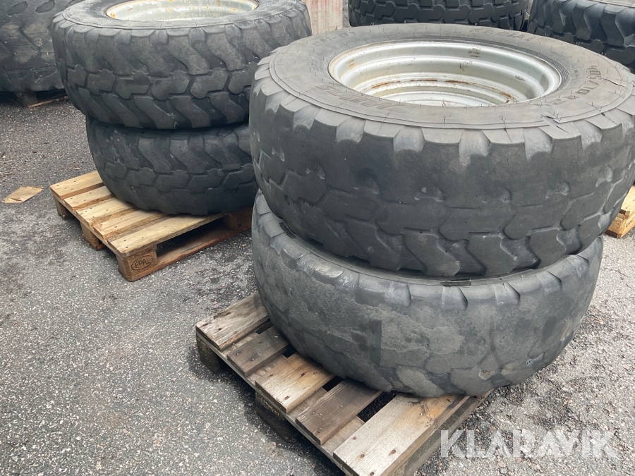 Entreprenaddäck Mitas Em-01, Luleå, Klaravik auktioner