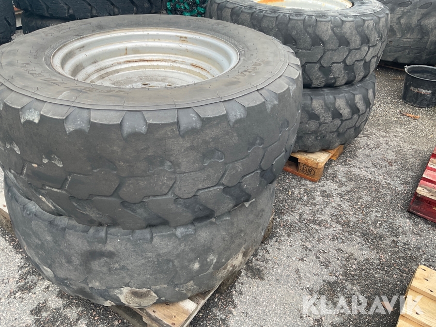 Entreprenaddäck Mitas Em-01, Luleå, Klaravik auktioner