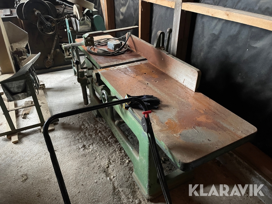 Klaravik Auktioner | Rikthyvel Maskinfabriken waco L45M