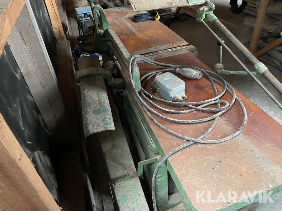 Klaravik Auktioner | Rikthyvel Maskinfabriken waco L45M