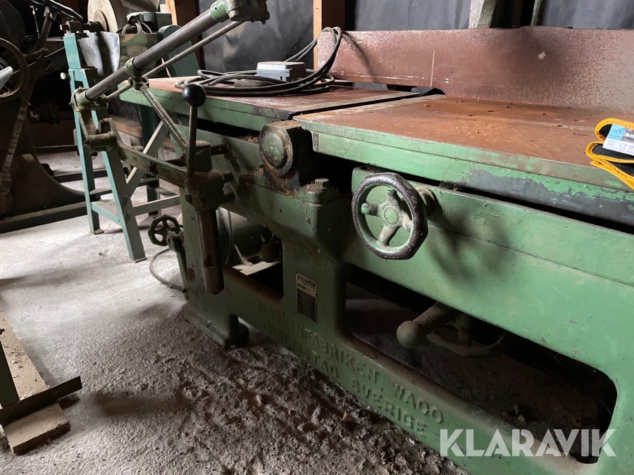 Klaravik Auktioner | Rikthyvel Maskinfabriken waco L45M