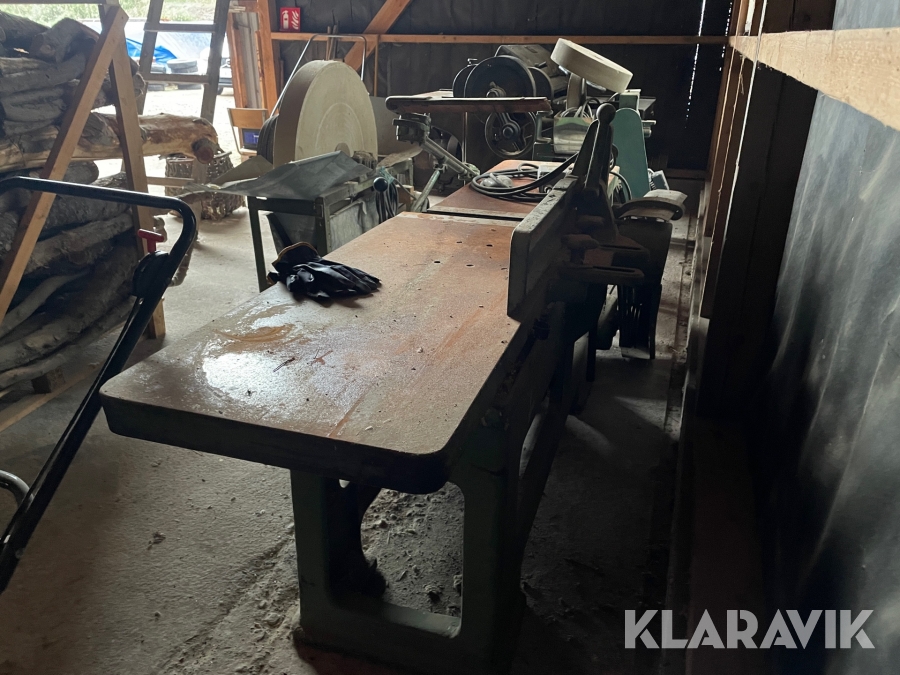 Klaravik Auktioner | Rikthyvel Maskinfabriken waco L45M