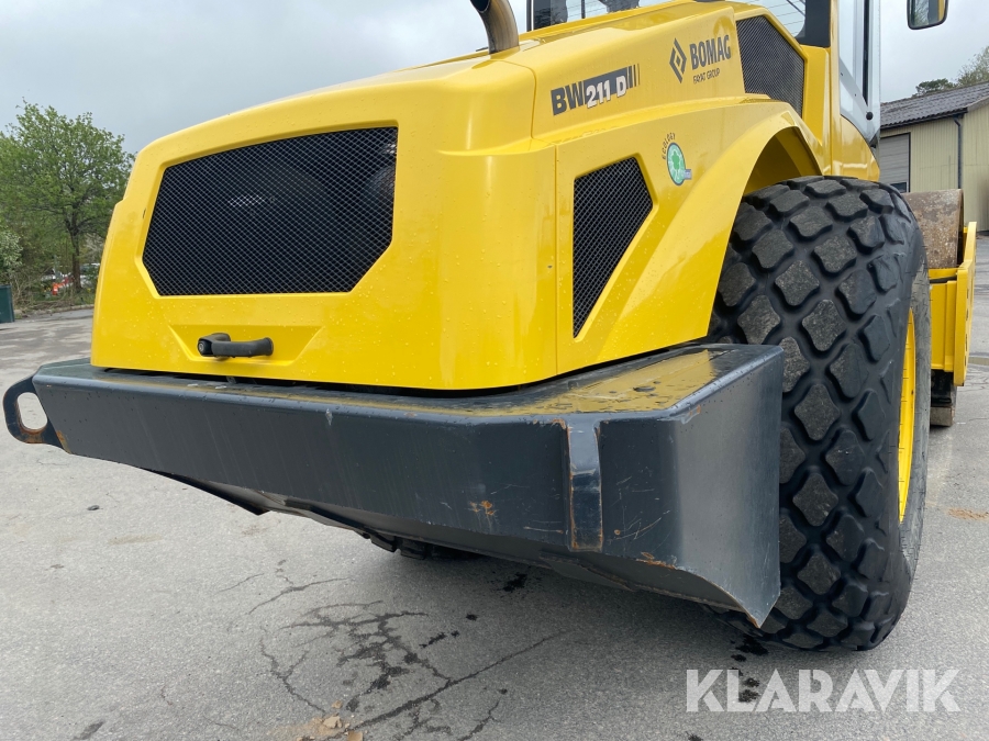 Vält Bomag BW211D-5