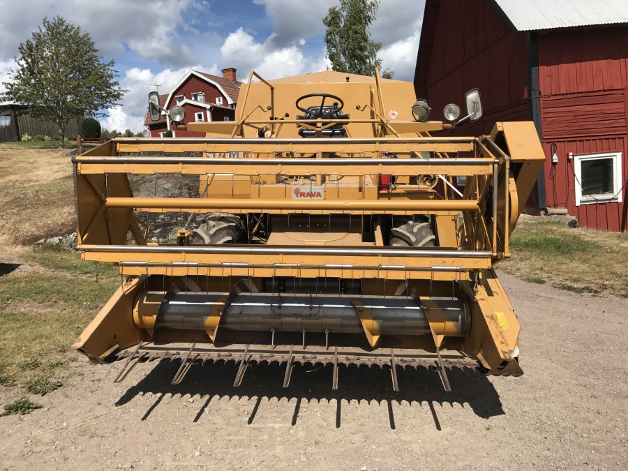 Klaravik Auktioner | Skördetröska Sampo Rosenlew 500