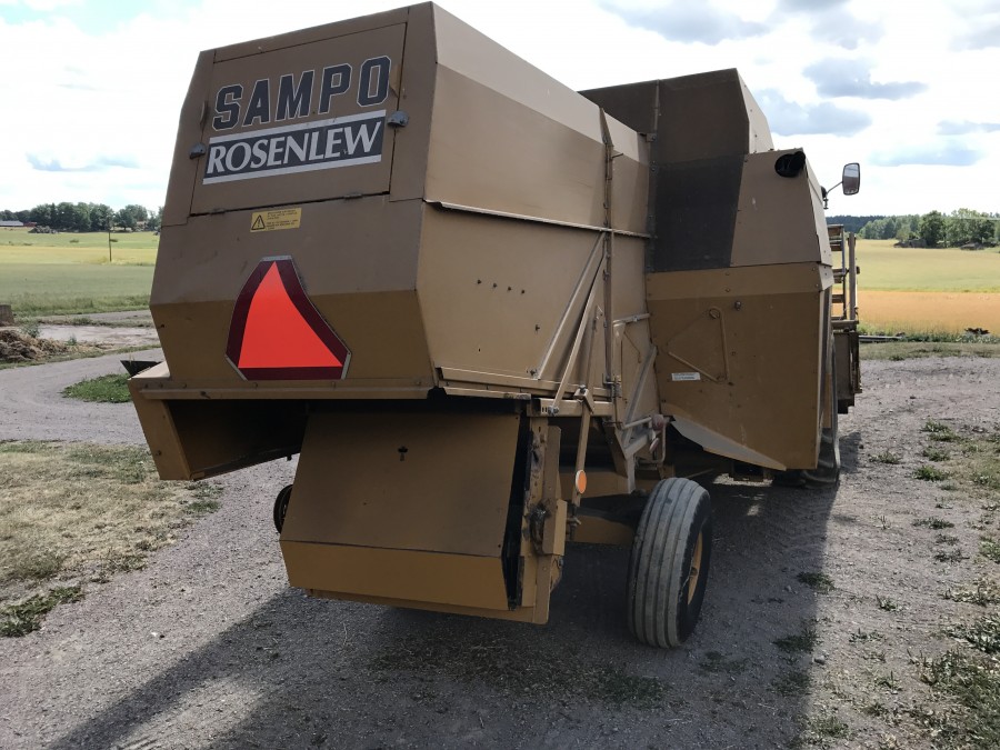 Klaravik Auktioner | Skördetröska Sampo Rosenlew 500