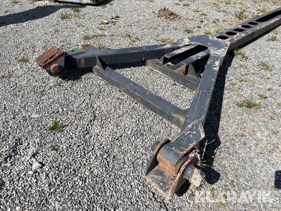 Dragstång, Berg, Klaravik auktioner