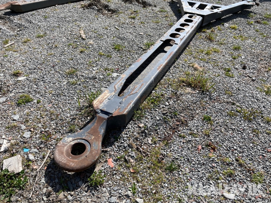 Dragstång, Berg, Klaravik auktioner