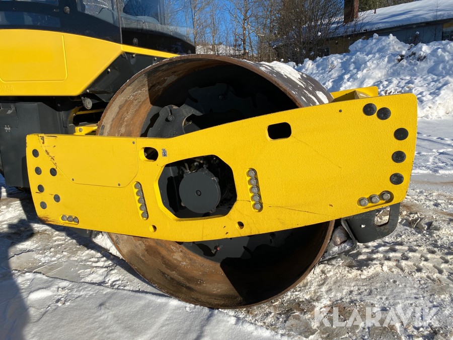 Vält Bomag BW 211 D-5