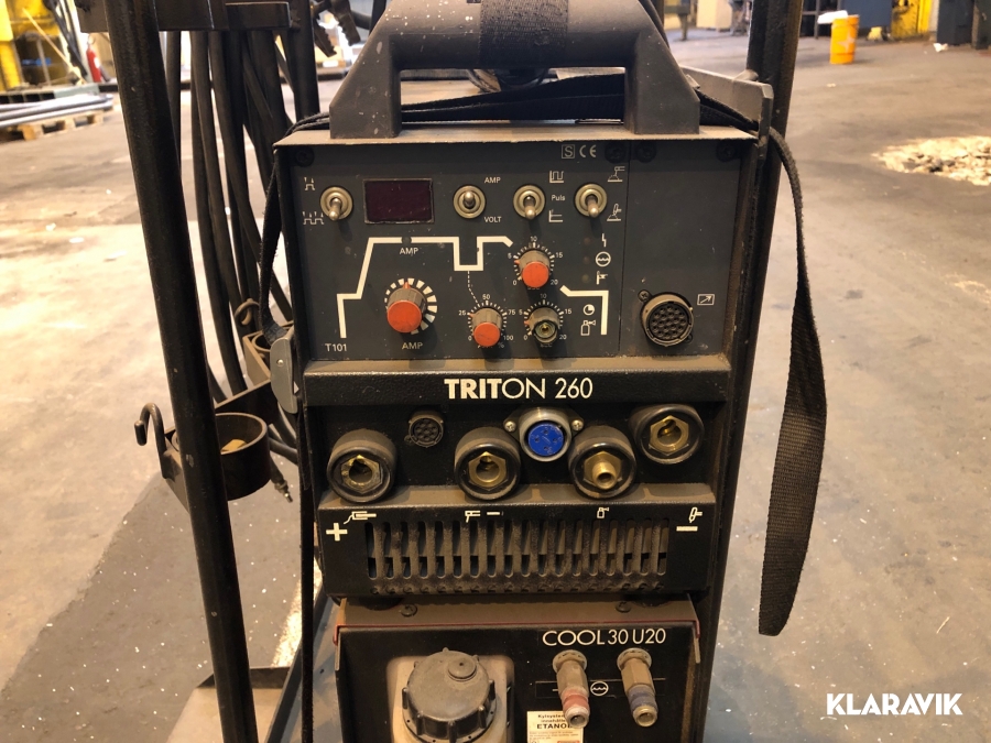 Klaravik Auktioner | Svets EWM Triton 260
