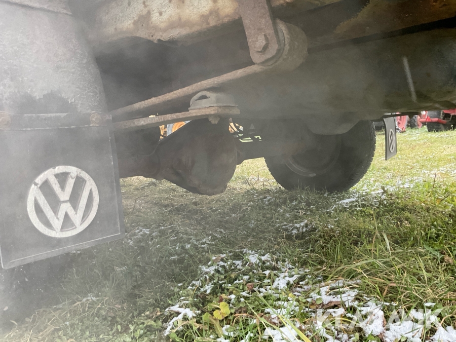 Flakbil Volkswagen LT31, Malung-Sälen, Klaravik auktioner