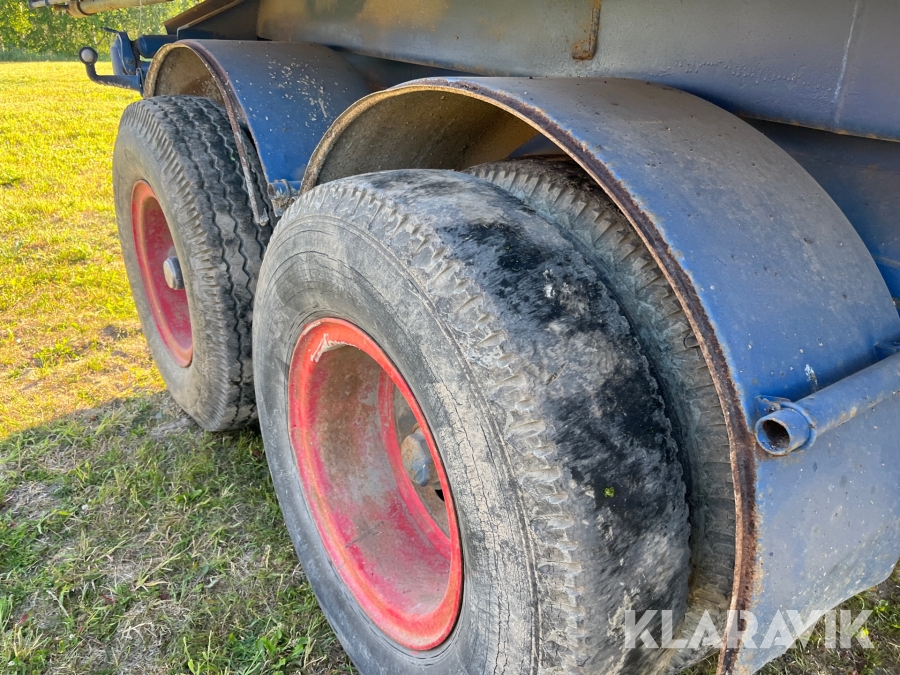 Spannmålsvagn med tipp, Söderköping, Klaravik auktioner