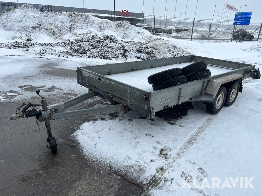 Personbilssläp Lindanvagnen 2000 B, Tierp, Klaravik auktione