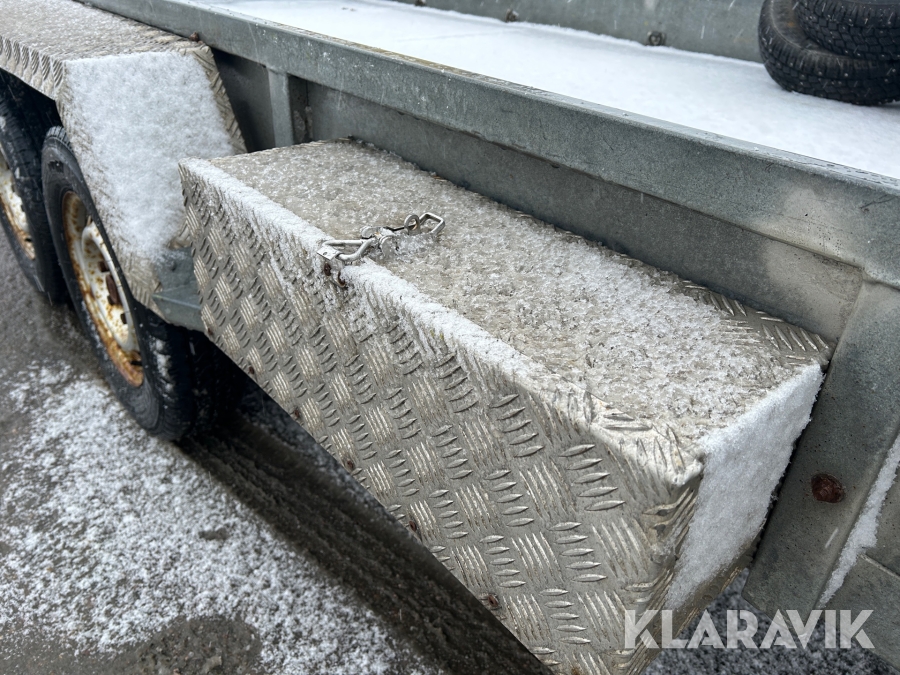 Personbilssläp Lindanvagnen 2000 B, Tierp, Klaravik auktione