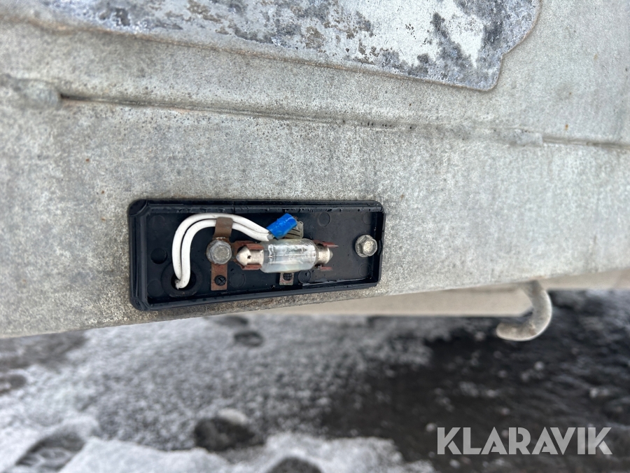 Personbilssläp Lindanvagnen 2000 B, Tierp, Klaravik auktione