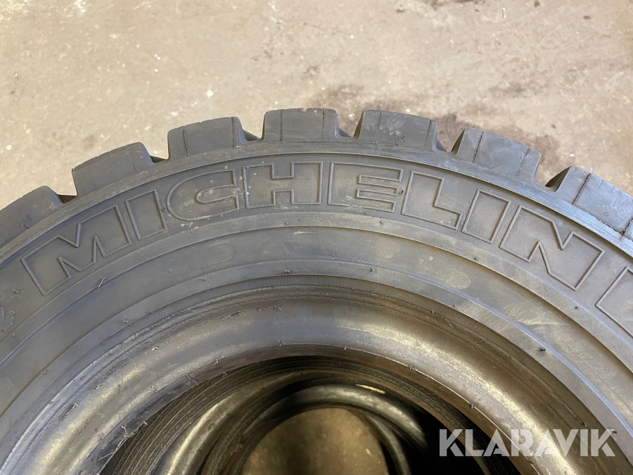 Truckdäck Michelin 7.00R12, Västervik, Klaravik auktioner