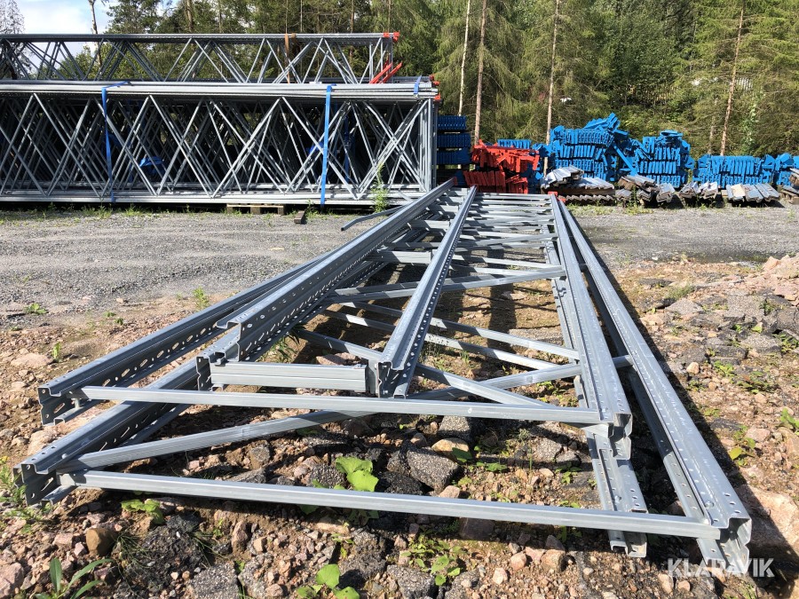 Robotpallställ / Radioshuttle EAB