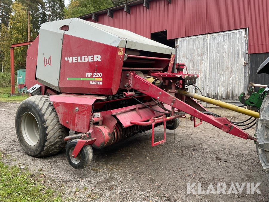 Rundbalspress Welger RP 220 master, Söderhamn, Klaravik auk