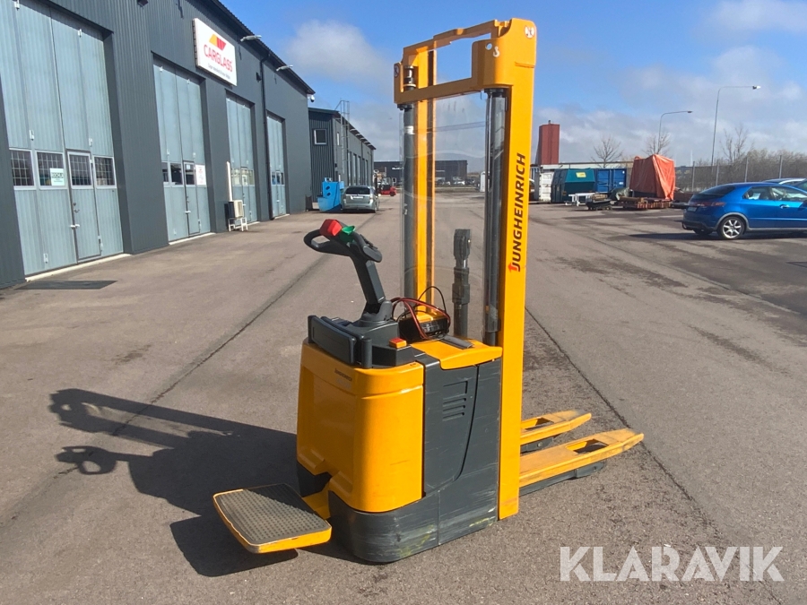 Ståstaplare Jungheinrich ERC214, Trelleborg, Klaravik auktio