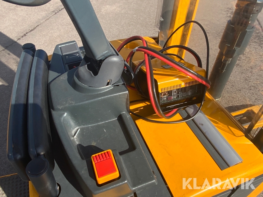 Ståstaplare Jungheinrich ERC214, Trelleborg, Klaravik auktio