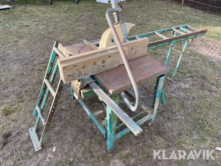 Klaravik Auktioner | Gjerdesåg Ernström & Co