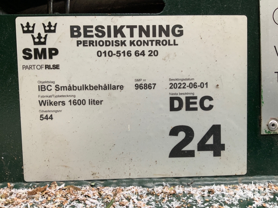 Dieseltank med lyftbygel IBC småbulkbehållare Wikers 1600l,