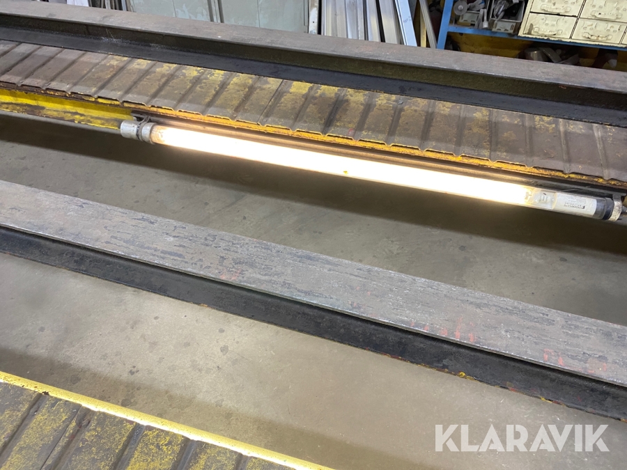 Billyft fyrpelarlyft, Laholm, Klaravik auktioner