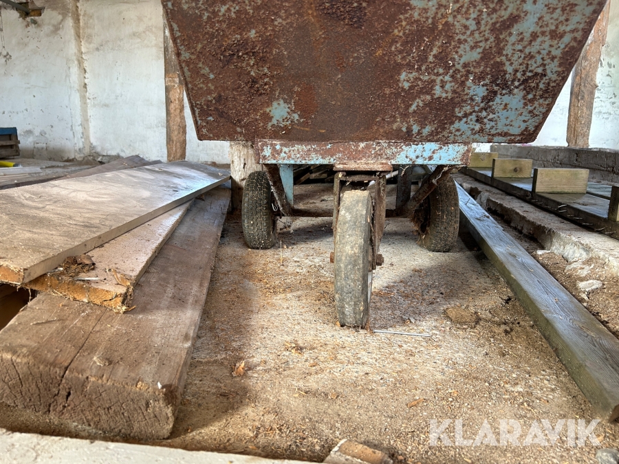 Fodervagn, Vänersborg, Klaravik auktioner